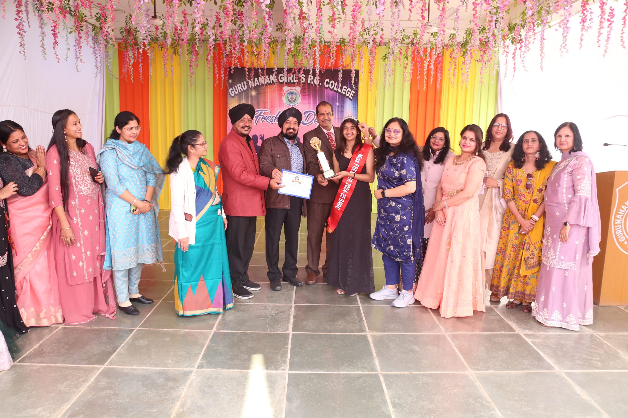 Guru Nanak Girls' P.G. College | Guru Nanak Girls College | Best ...
